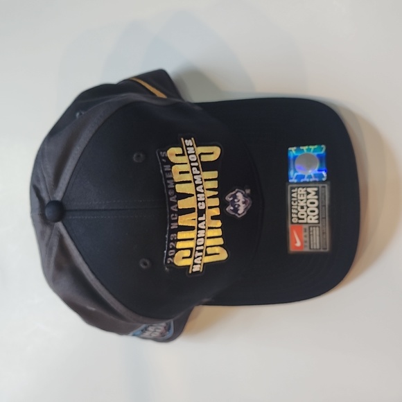 Nike | Accessories | Mens Ncaa 223 National Champions Hat Uconn | Poshmark